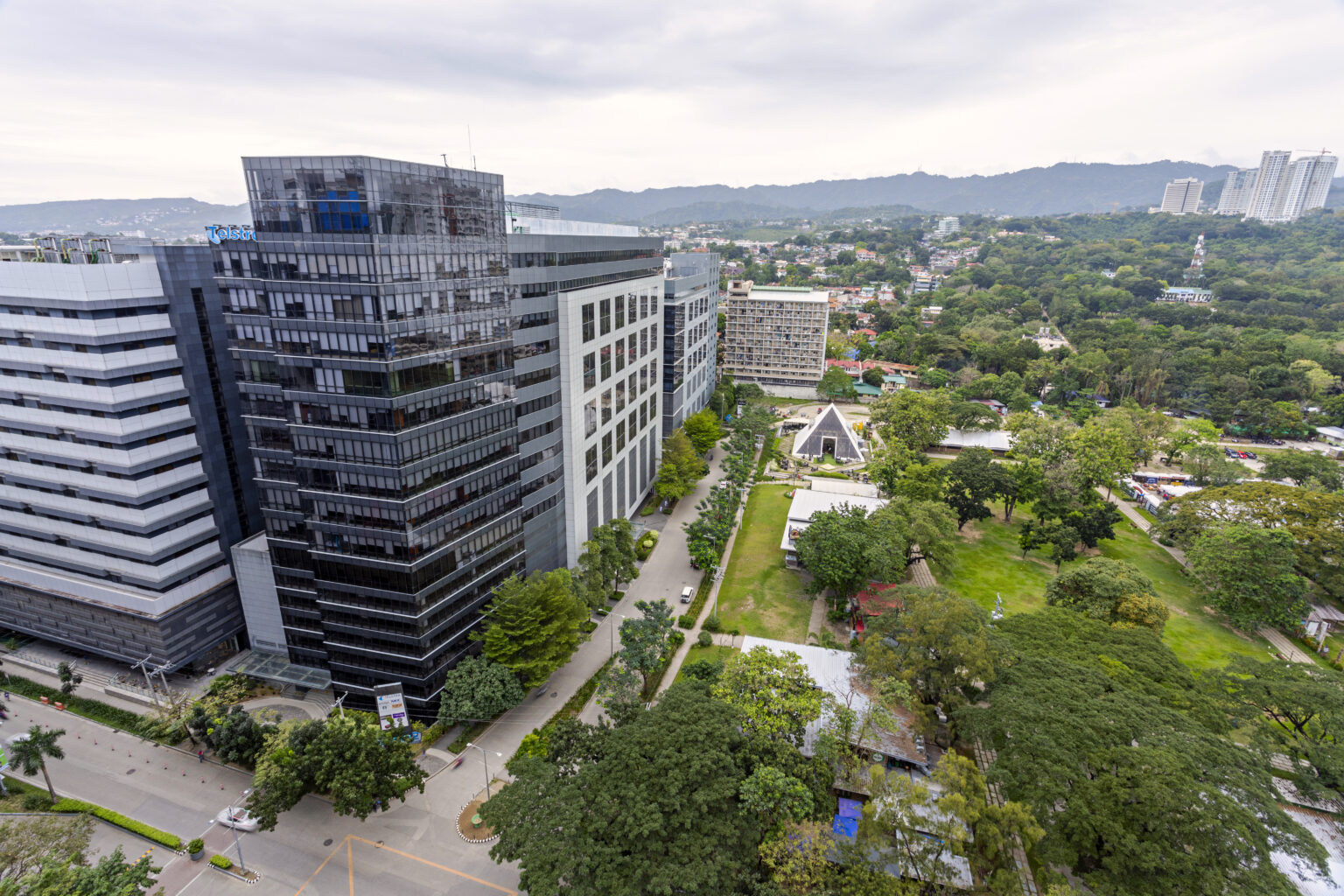 About Us - AREIT, Inc.